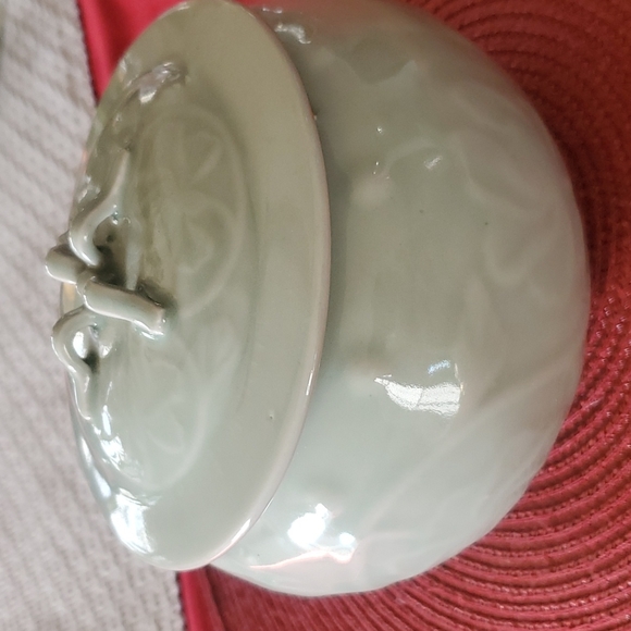 Celadon | Kitchen | Vintage Chinese Celadon Pot W Lid | Poshmark